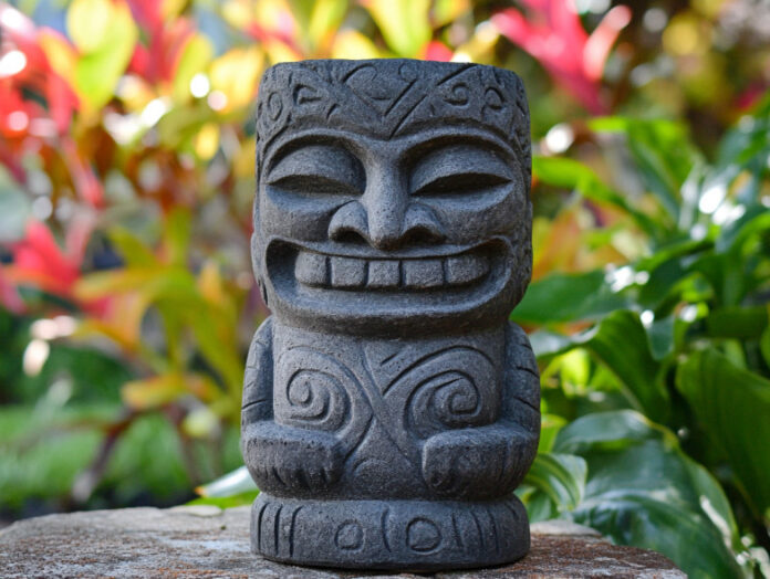 Le Tiki tahitien : Un symbole culturel aux multiples facettes - Les ...
